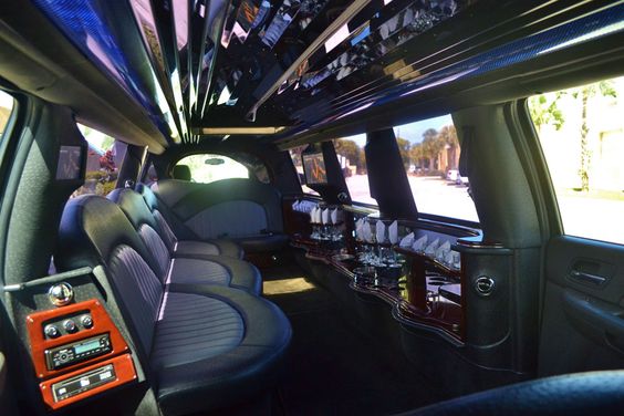 Cadillac Escalade Limo Rental Service | Choose From 5-Star Rated Limos